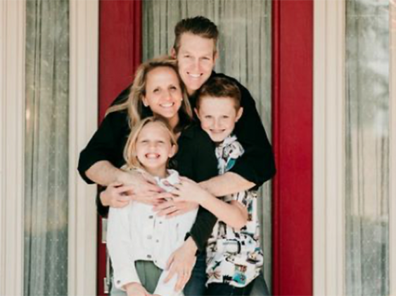 Lisa Pahl named Hopkinson Elementary ‘Hero of the Heart’ | Sun Newspapers